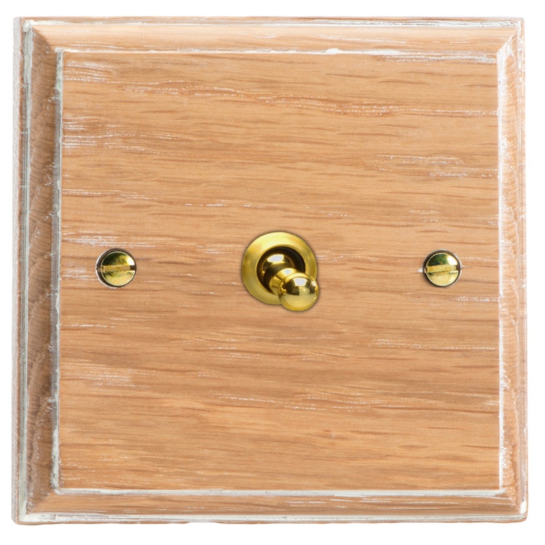 XKT7LO | VARILIGHT | 1-Gang 10A Intermediate Toggle Switch